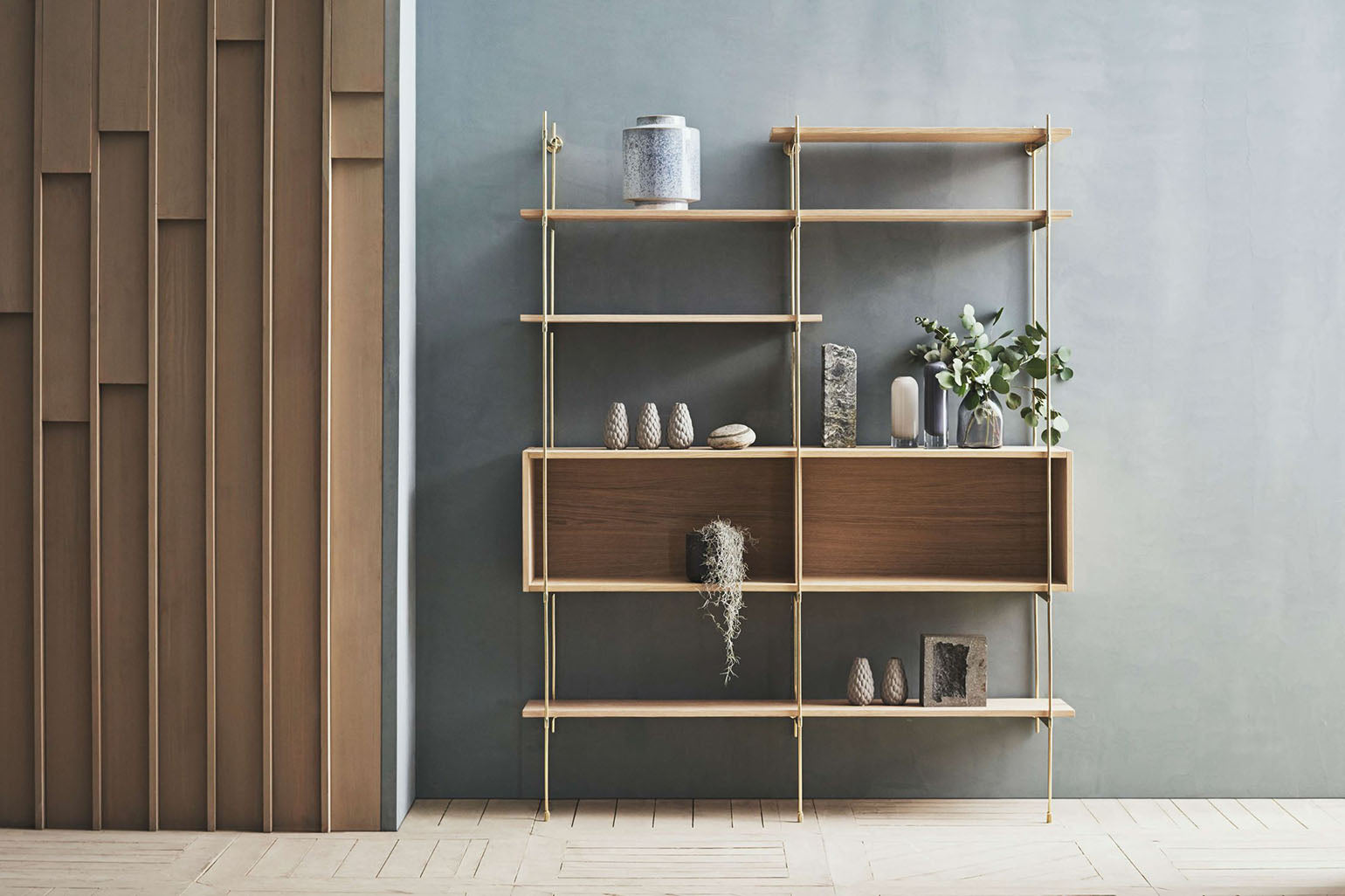 Bolia Rod Shelving System - Combination 6 with Doors – Arrival Hall