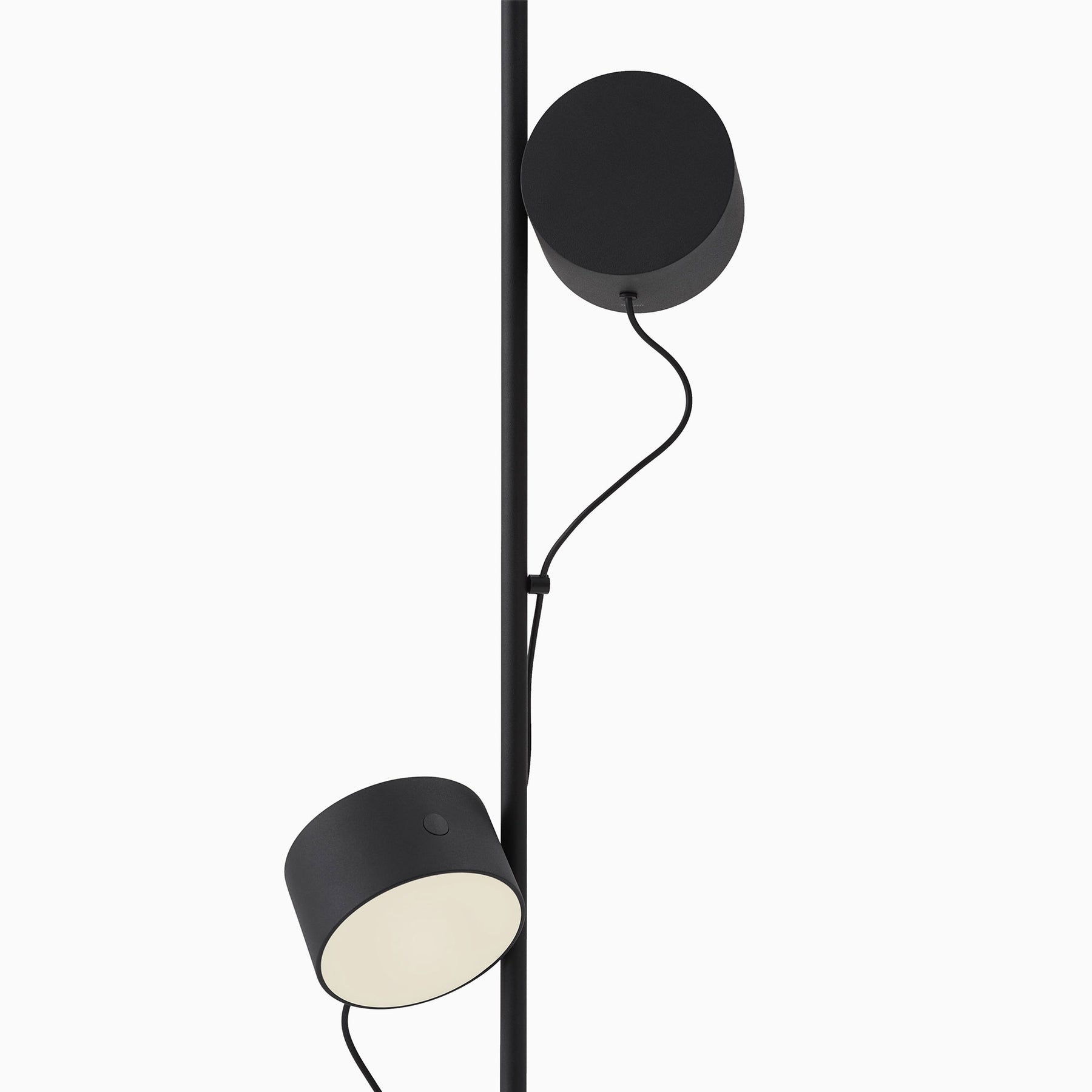 Muuto Post Floor Lamp – Arrival Hall